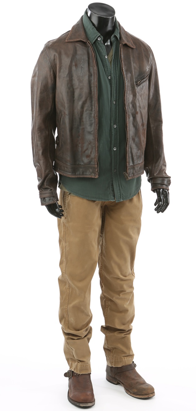 Hollywood Movie Costumes and Props: Top Picks from The Twilight Saga ...