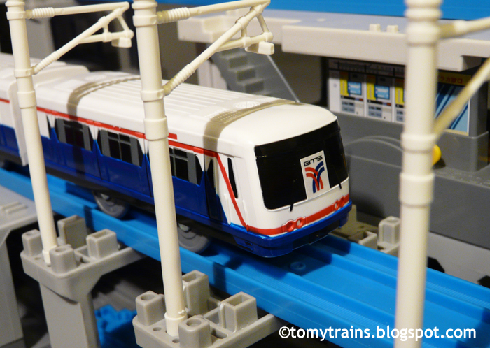 TOMY TRAINS - PLARAIL France: Trains around the world - Bangkok SkyTrain