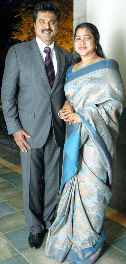 Watch Your Favorite: Tamil Actor Sarathkumar And Actress Radhika Photos ...