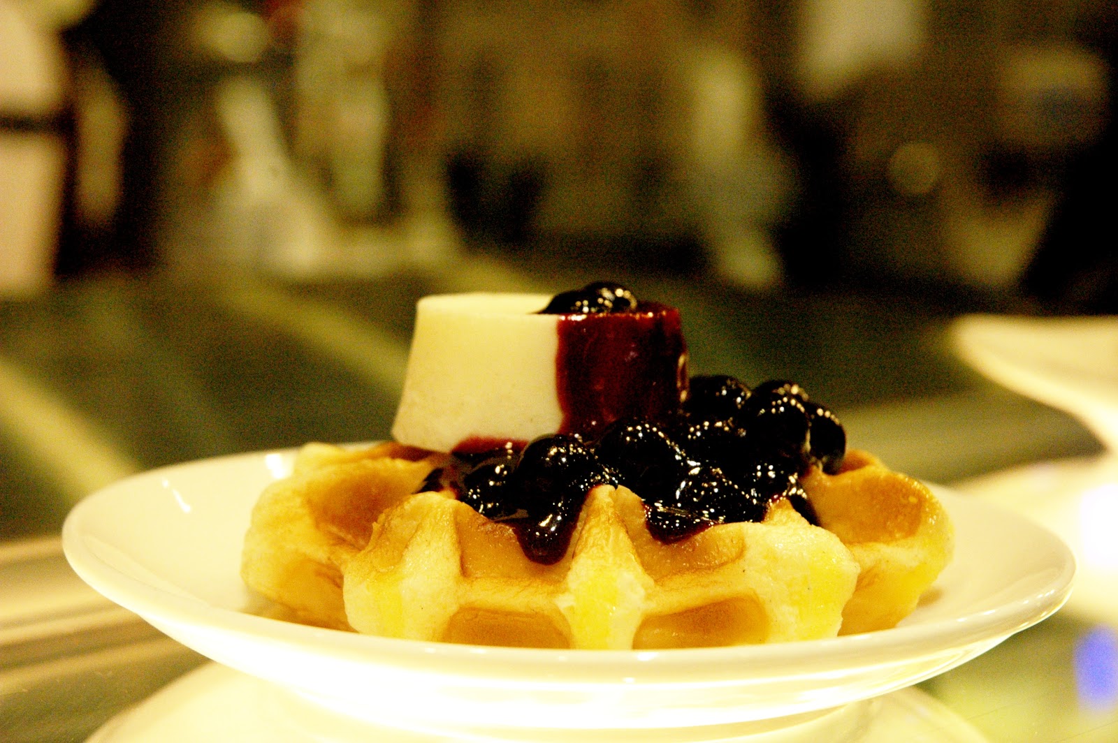DUDE FOR FOOD: Food News: Taste the Bene Difference at Caffe Bene