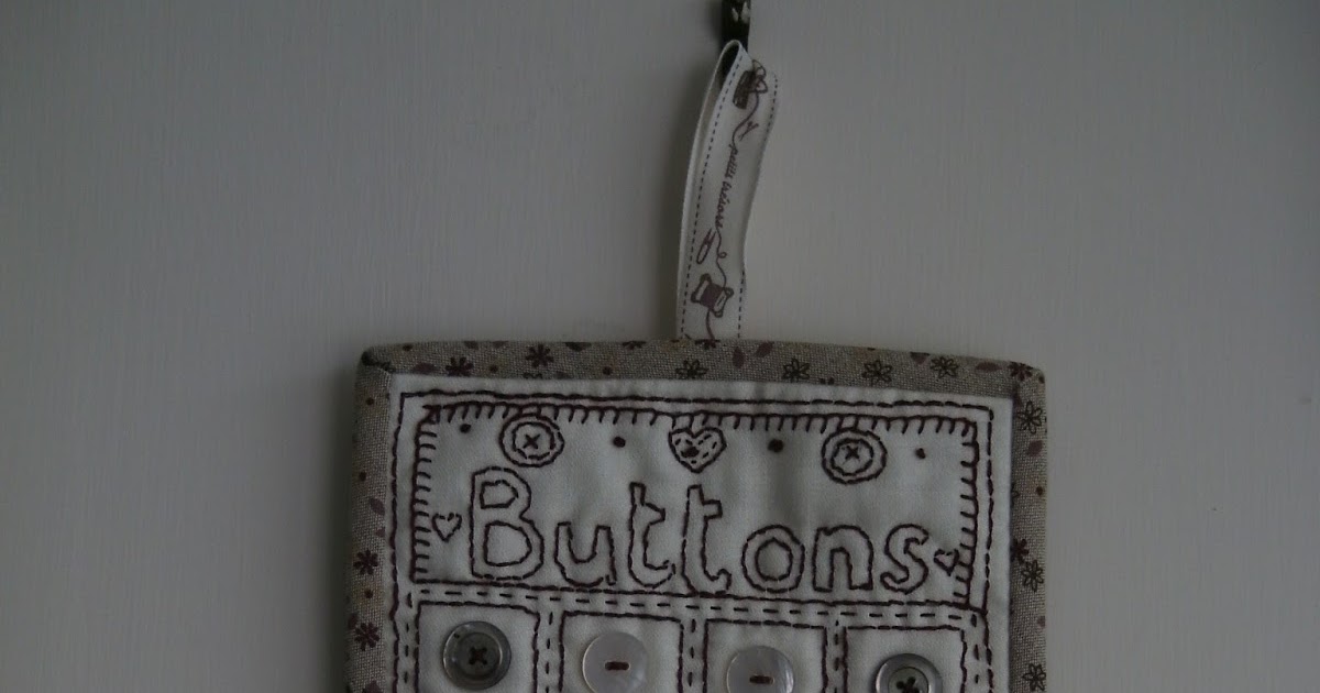 Granny's Button Box: Vintage Button Display