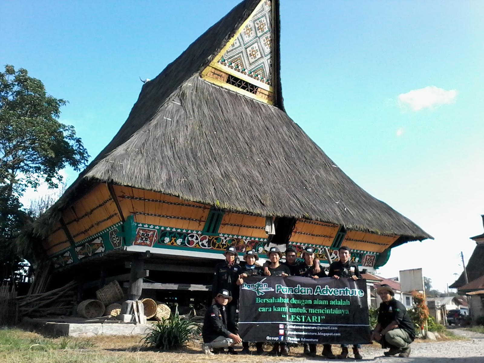 BELAJAR BUDAYA DI DESA LINGGA - Pandan Adventure