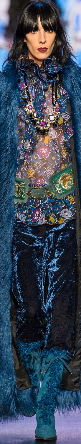 LOOKandLOVEwithLOLO: Fall/Winter 2017 RTW featuring Highlights from ...