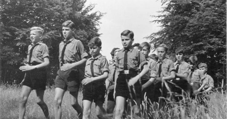 El Arte es otra Historia: La educación en la Alemania nazi.