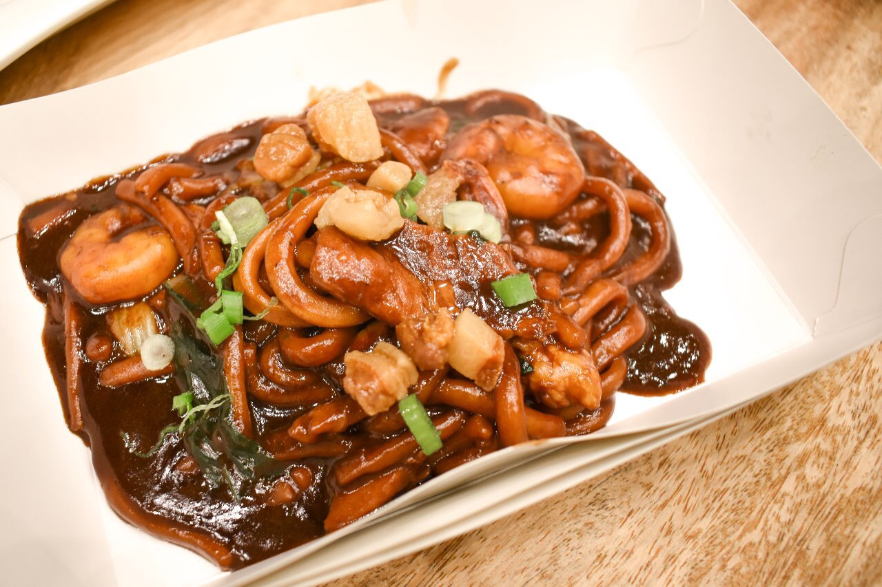 Escape Restaurant & Lounge - Interactive kitchen for you to escape reality