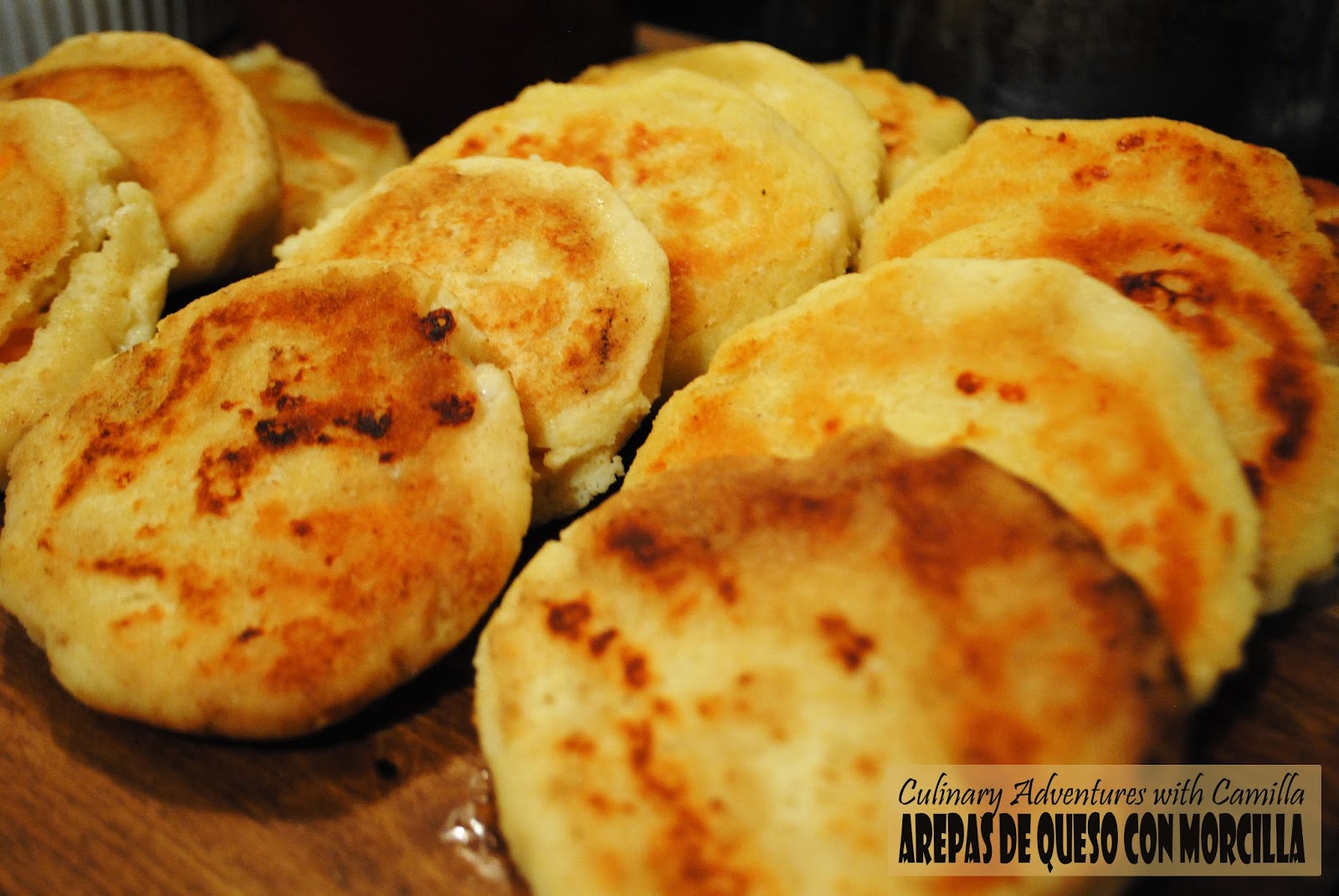 Arepas de Queso con Morcilla