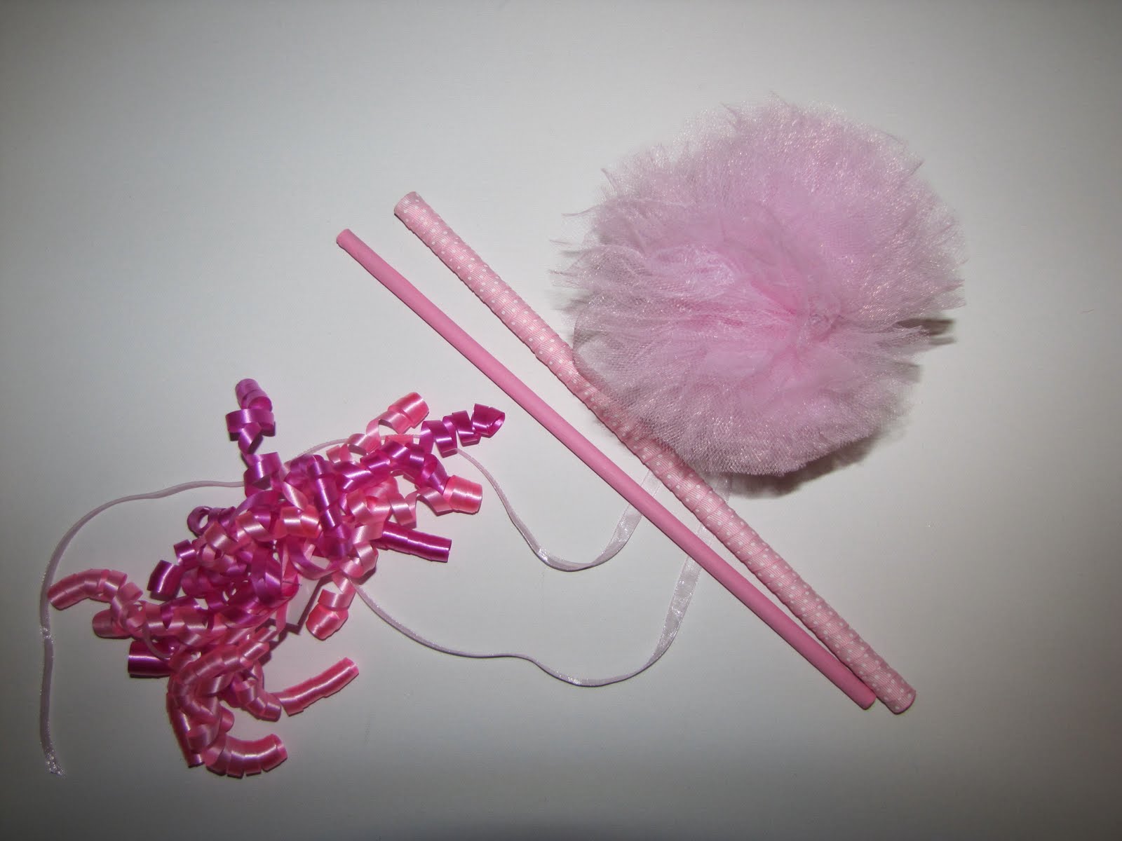 Sprinkle Me Pink Blog - DIY Creations: Magical Princess "Poof" Wands
