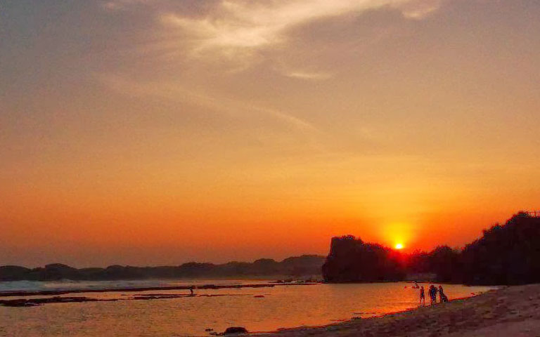 Sadranan Beach, Lovely Beach In Yogyakarta - Vacation of Tourism