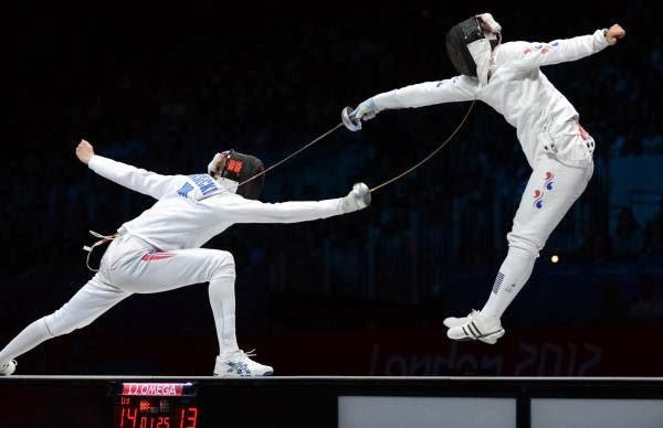 ESPÍRITU CAFETERO: DESCUBRIENDO LA ESGRIMA