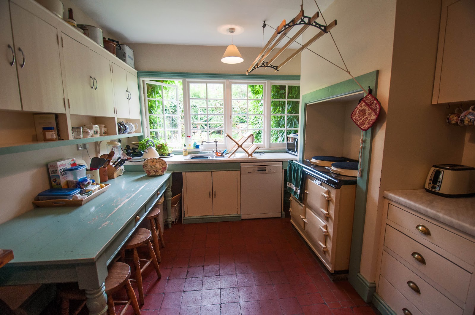 Book Review of Visiting The Kilns (The Home of C.S. Lewis) at Reading ...