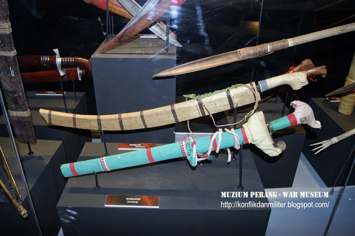 Sejarah Konflik & Militer: Malay Traditional Weapon, Firearms & Cannon ...