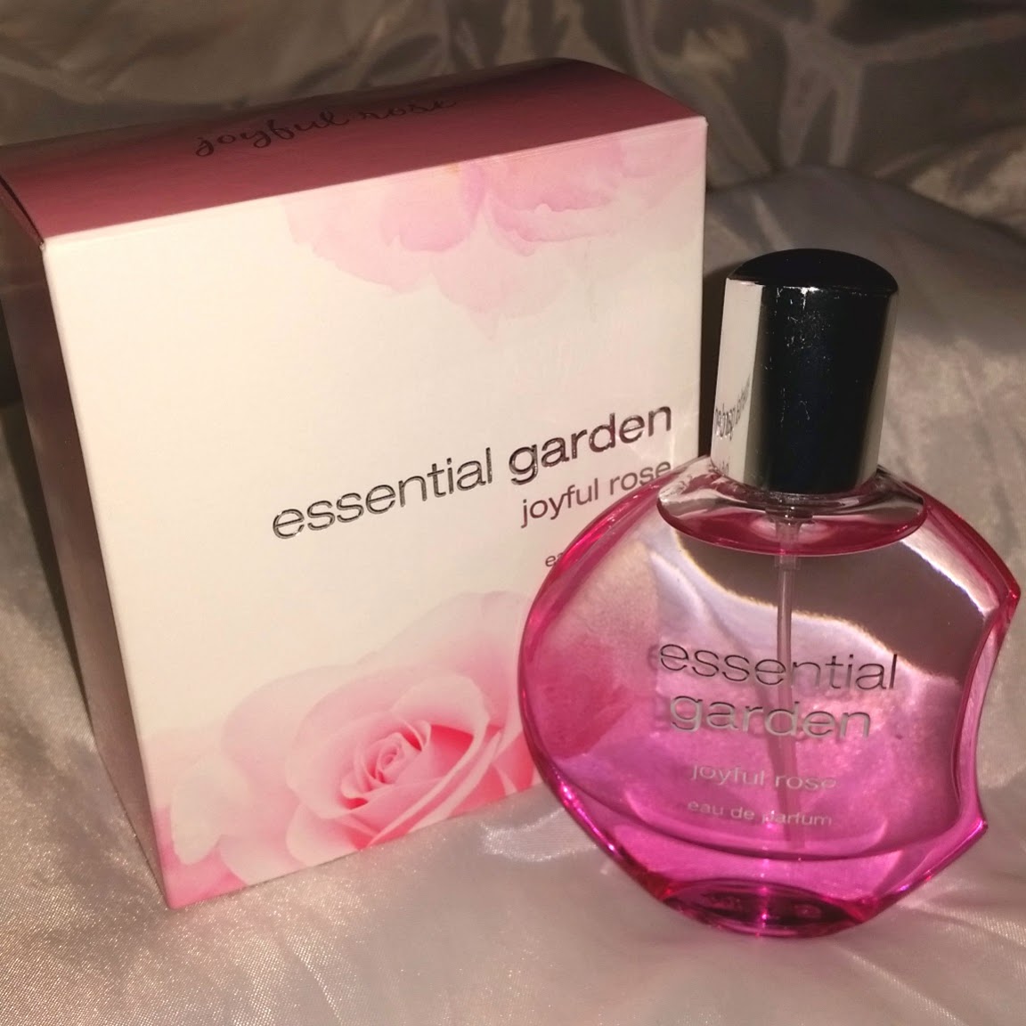 Mission: Schöner leben: [Review] Essential Garden 'joyful rose'