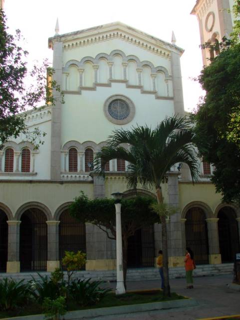 Carúpano: Churches, Squares and parks of Carúpano