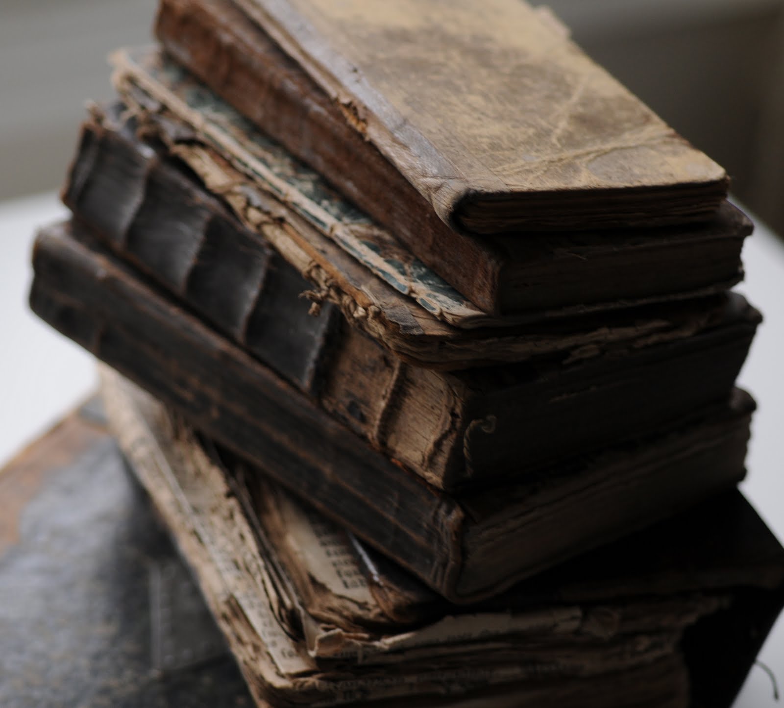 Madame Nyberg: Gamla Böcker.....