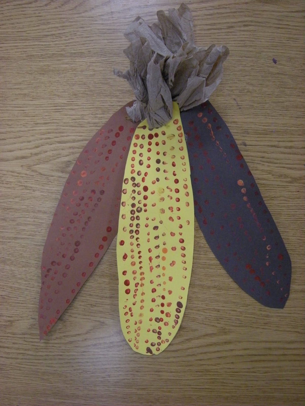 WHAT'S HAPPENING IN THE ART ROOM??: 1st Grade 1 Day Lesson CORN