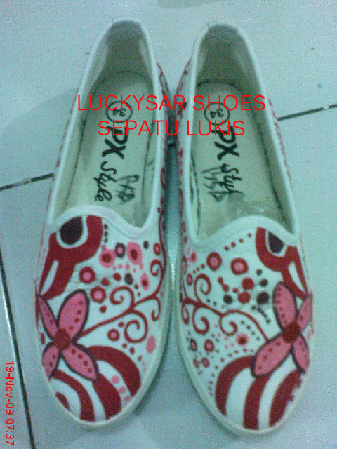 Sepatu Lukis Murah Bandung: Sepatu Lukis Batik