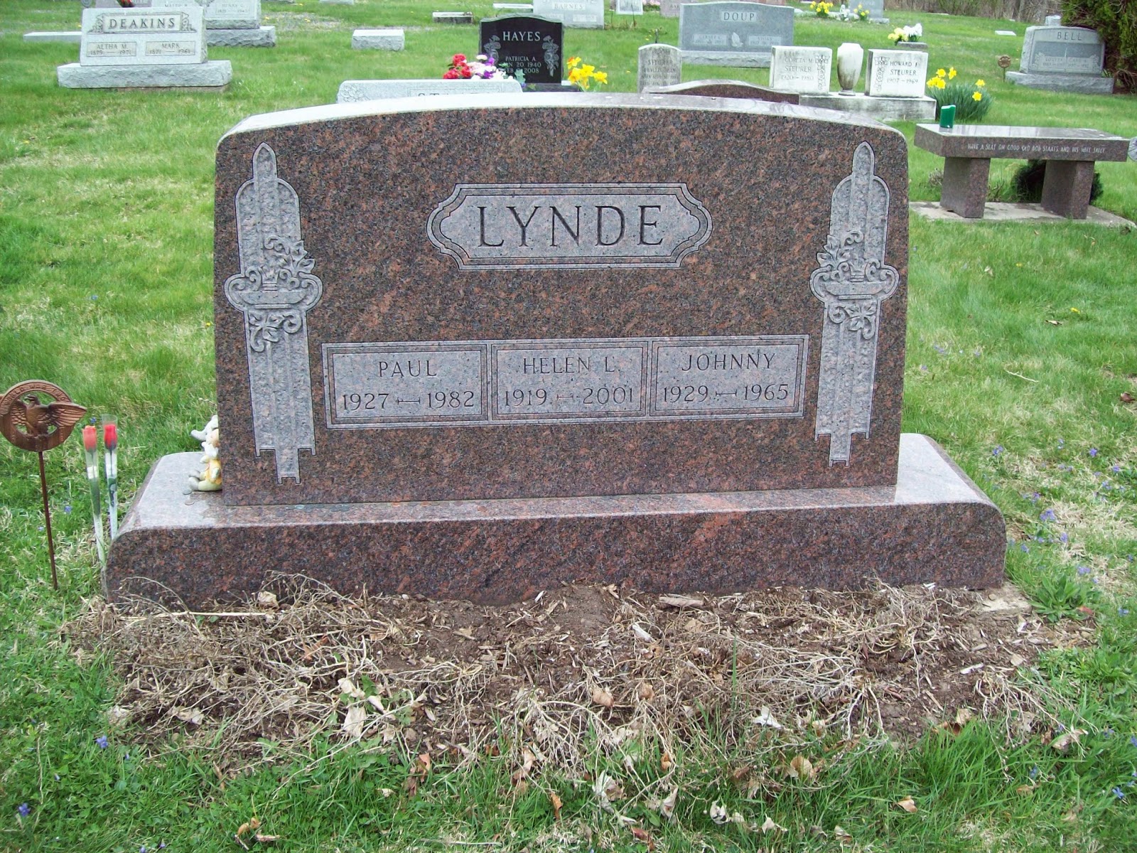 Travels of a Hobgoblin Taphophile: Paul Lynde - Amity Cemetery