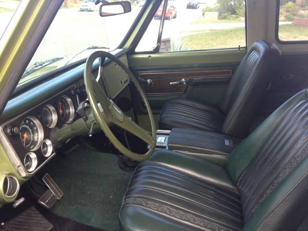 Vintage SUV, 1972 GMC Jimmy 4x4 - Classic Auto Restorations