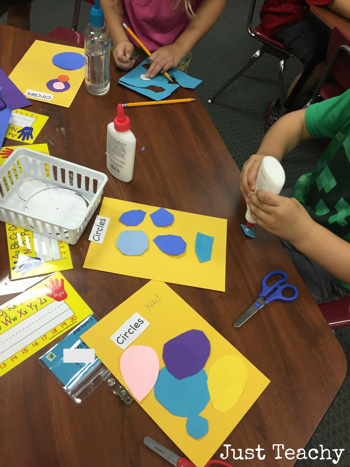 Learning Our Shapes | Just Teachy