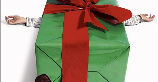 Movie Review: "Surviving Christmas" (2004) | Lolo Loves Films