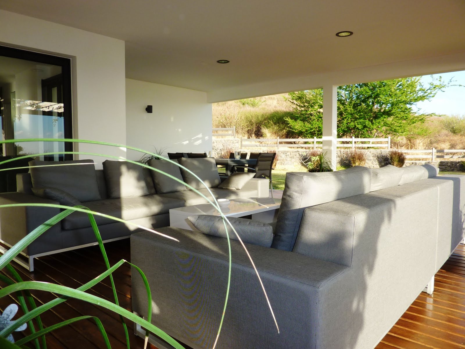 Ma maison à la Réunion: L'aménagement: varangue