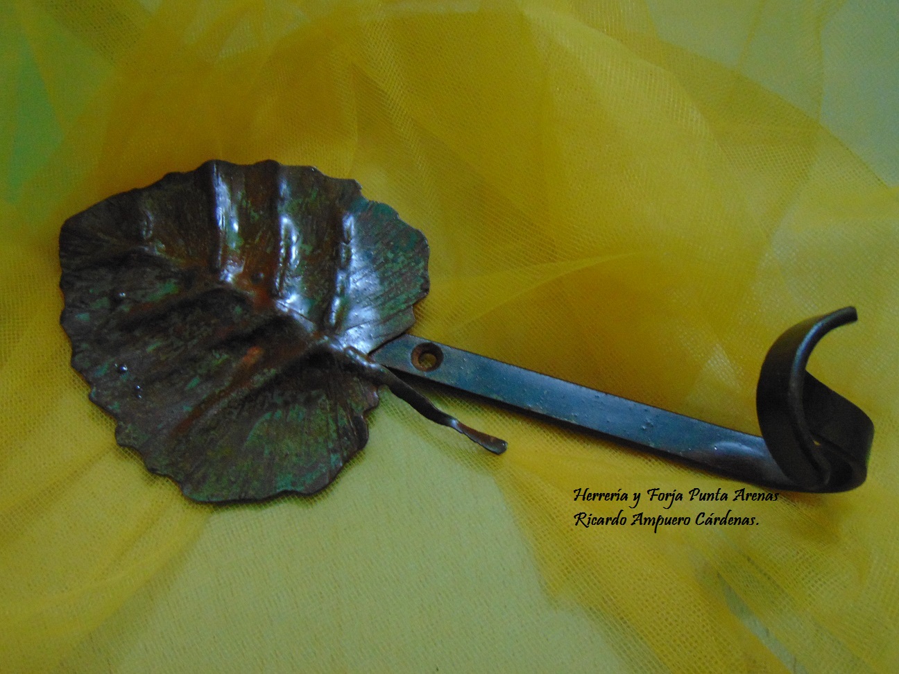 Herreria y Forja Punta Arenas: Percheros