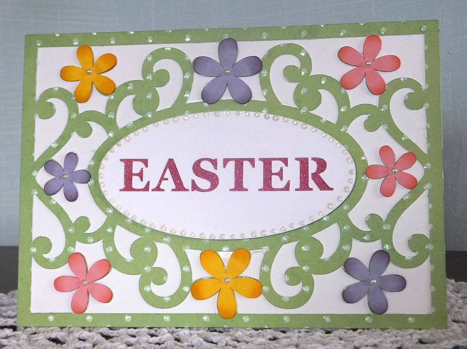 Paper Panacea: A couple pretty Easter cards...