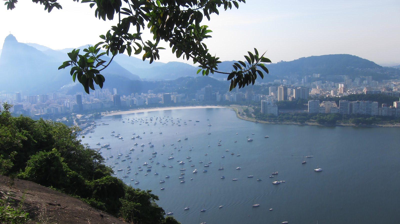 ALLER SIMPLE: Sous le soleil de Rio (prise 2)