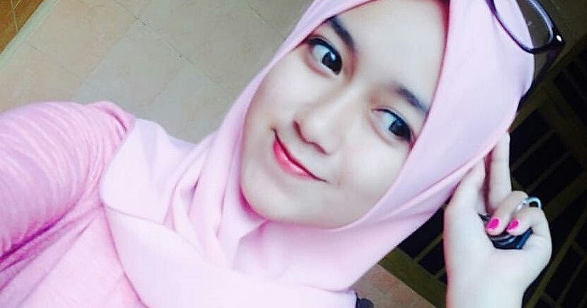42 Foto Cewek Cantik Berjilbab Pas Banget Di Jadiin Istri