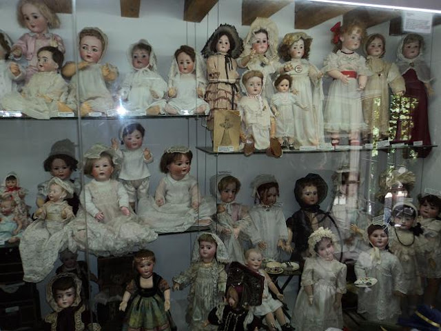 Las reinas de las muñecas: El Museo de Muñecas Antiguas de Palma de ...