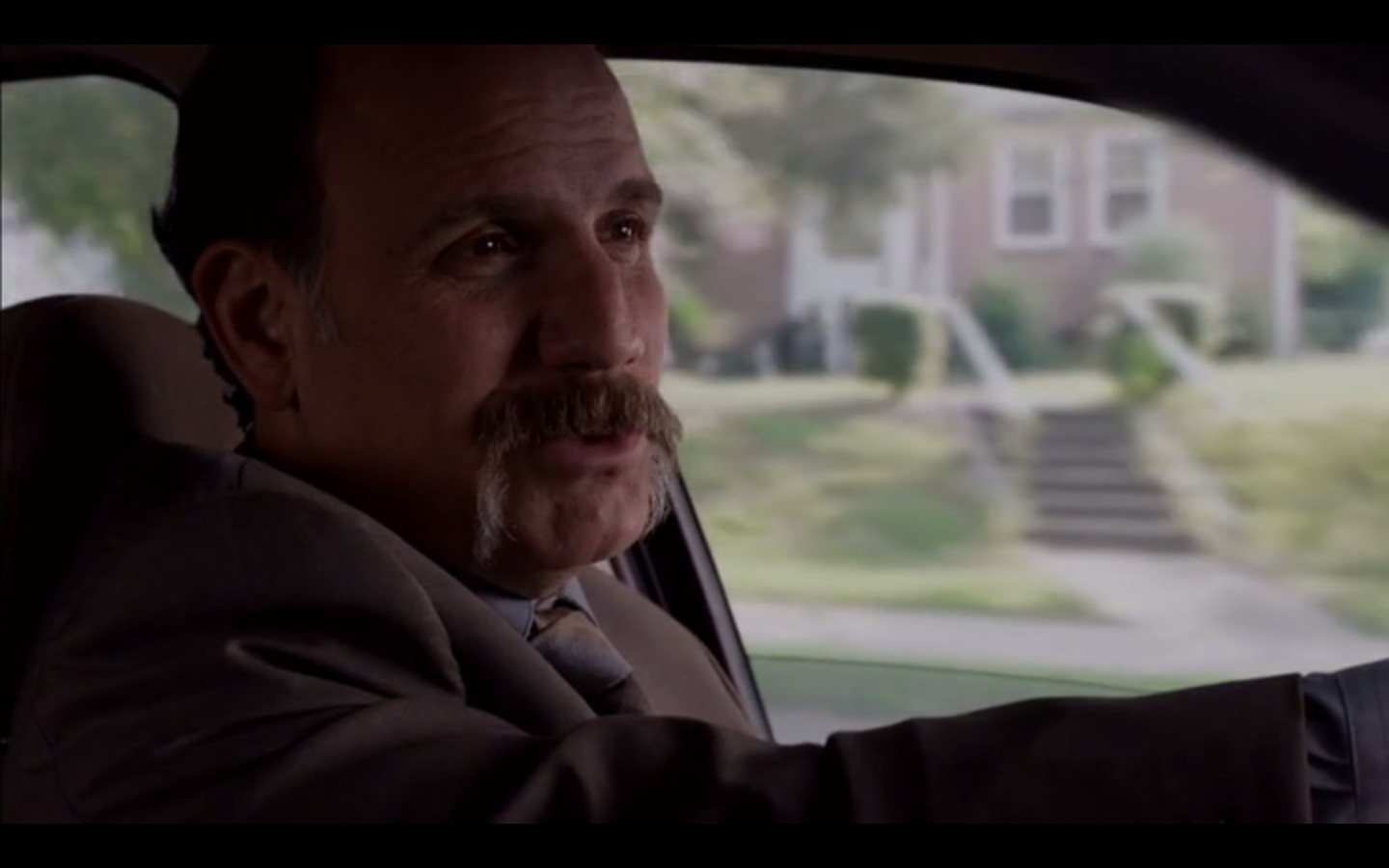 Orange is the New Black 3x13 - Nick Sandow & John Magaro 🎥 - Desnudos ...