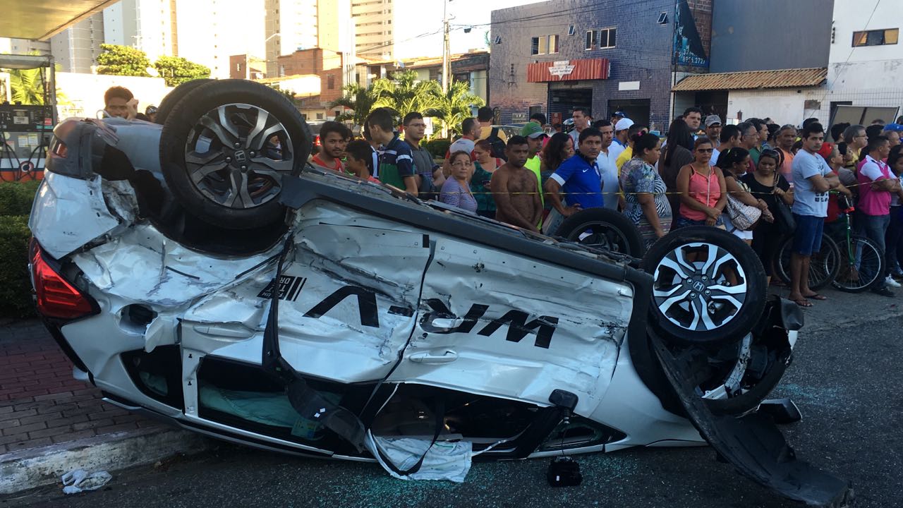 Motorista Passa Mal Causa Acidente Entre 4 Carros E Deixa Uma Pessoa