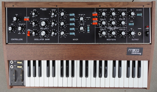 MATRIXSYNTH: Rare Early Model Moog Minimoog Model D