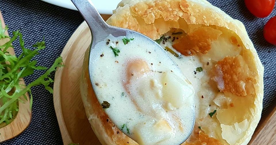 LadyHomeChef: Clam Chowder Puff Pastry
