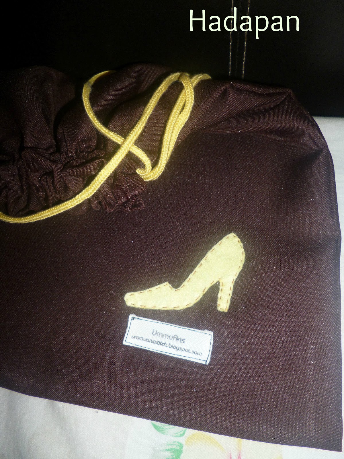 UmmuAns: Beg kasut dan uncang batu untuk jemaah haji