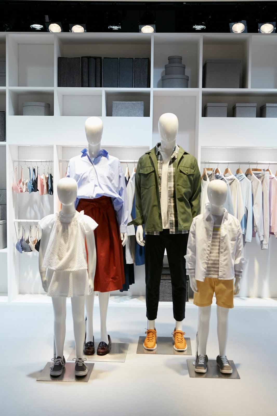 UNIQLO LifeWear Spring/Summer 2017 - Elaine Heng - Singapore Lifestyle ...