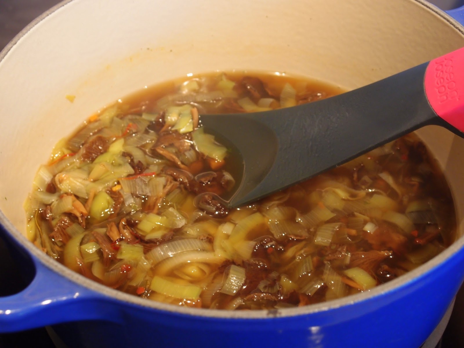 The VegHog: Medieval style mushroom broth