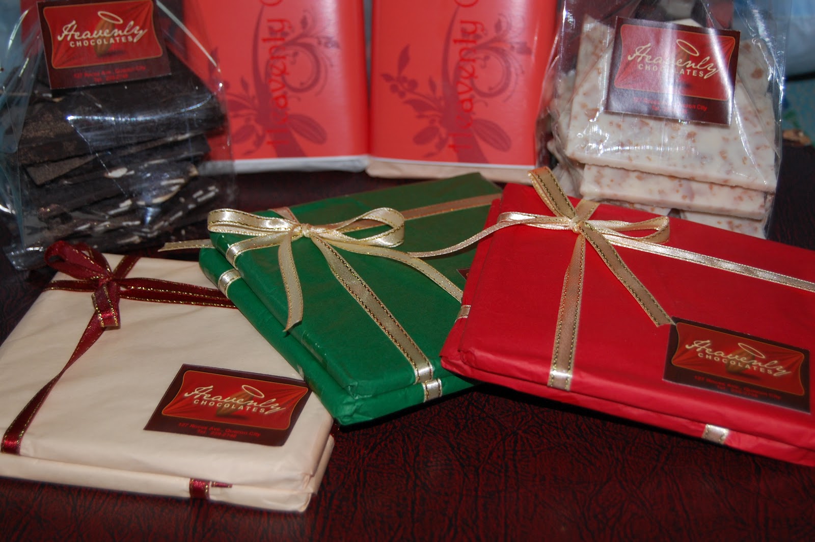 Pinoy Chocophile: Top 10 Reasons to buy local and Pinoy Chocolates