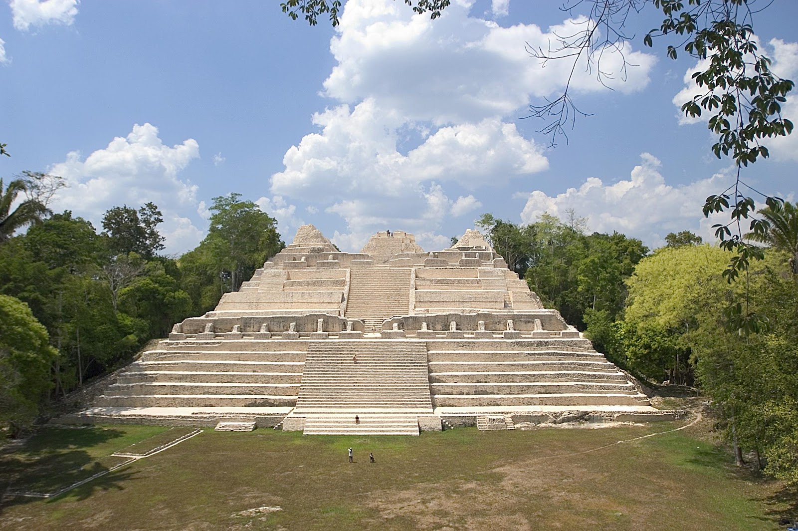 American Civilizations: Mayan pyramids