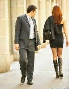 WORDS FOR LIVING/ PALABRAS QUE DAN VIDA: LA MIRADA LASCIVA