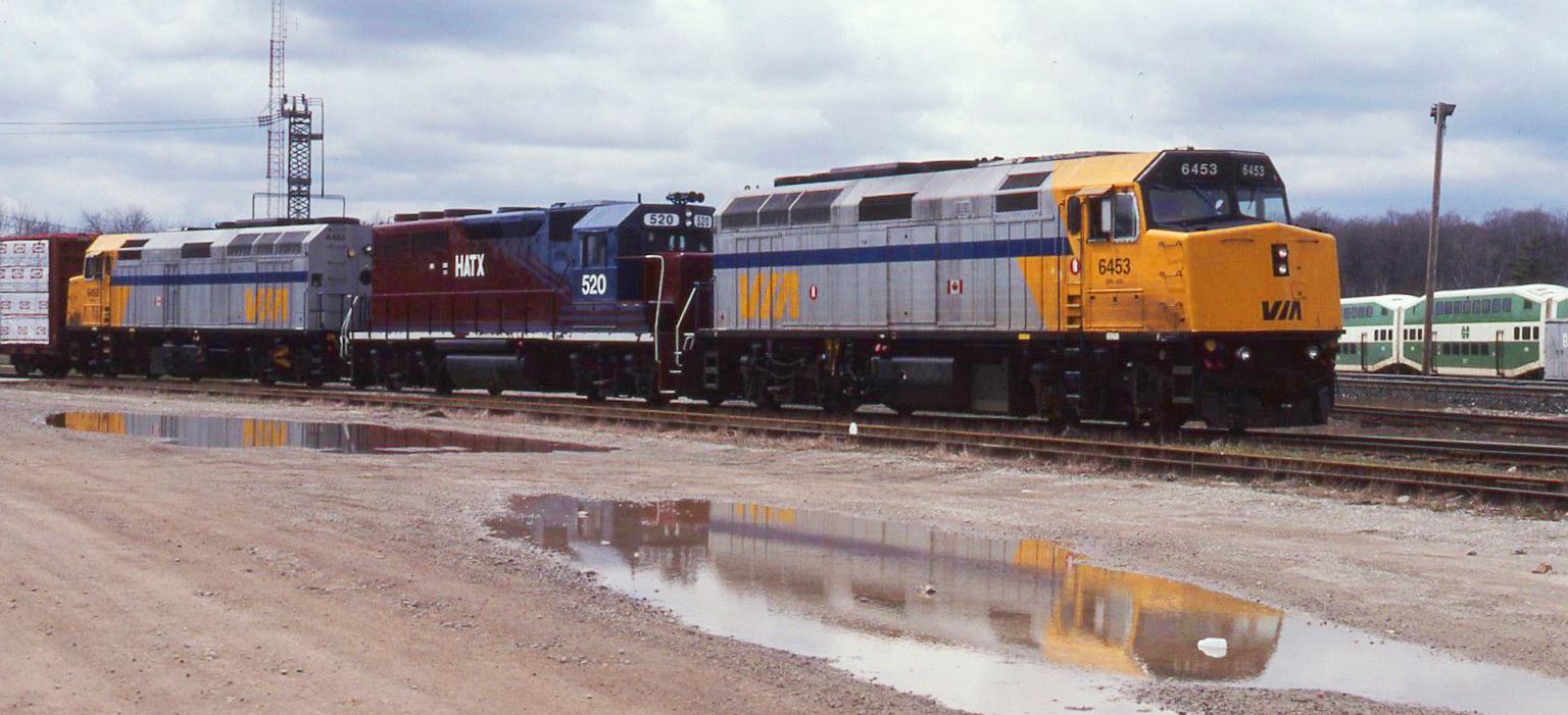 Trackside Treasure: CP leases VIA locomotives, 1994-1995