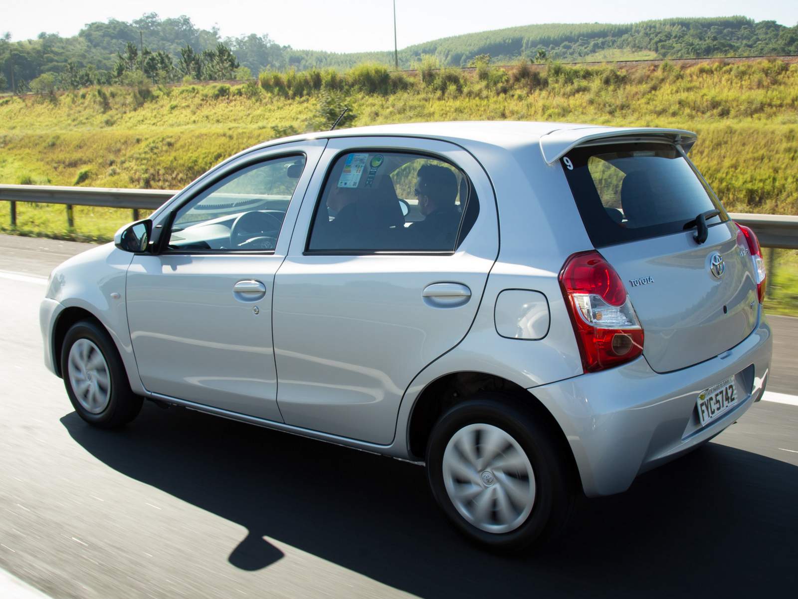 Toyota Etios Automático sobe de preço novamente em julho