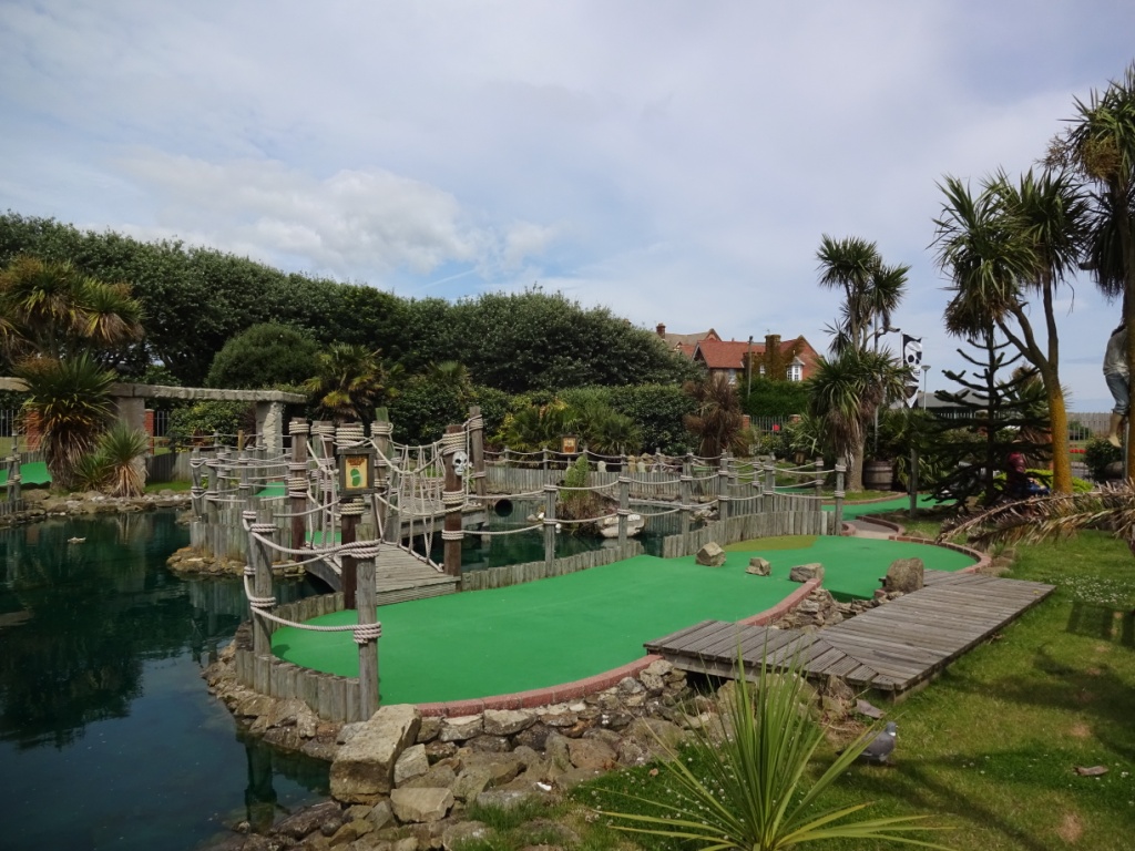 The Ham and Egger Files: Adventure Island Golf in Mundesley, Norfolk