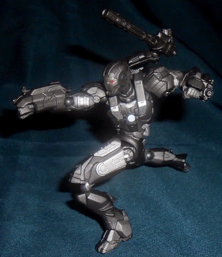 Review: Revol Mini #06 War Machine