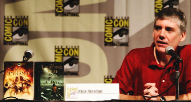 Teen Generati0n: Rick Riordan lançará novo livro em 2014
