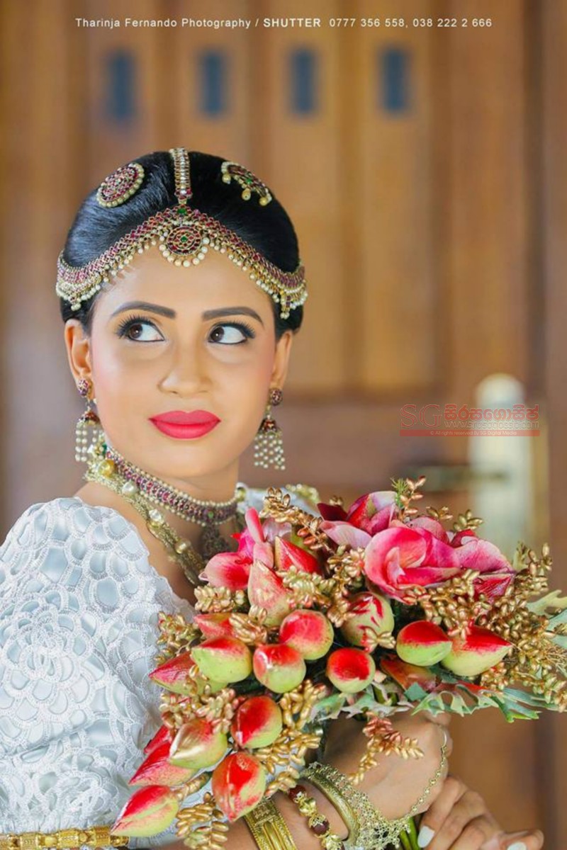 Chamodi Hansamali's Bridal Fashion