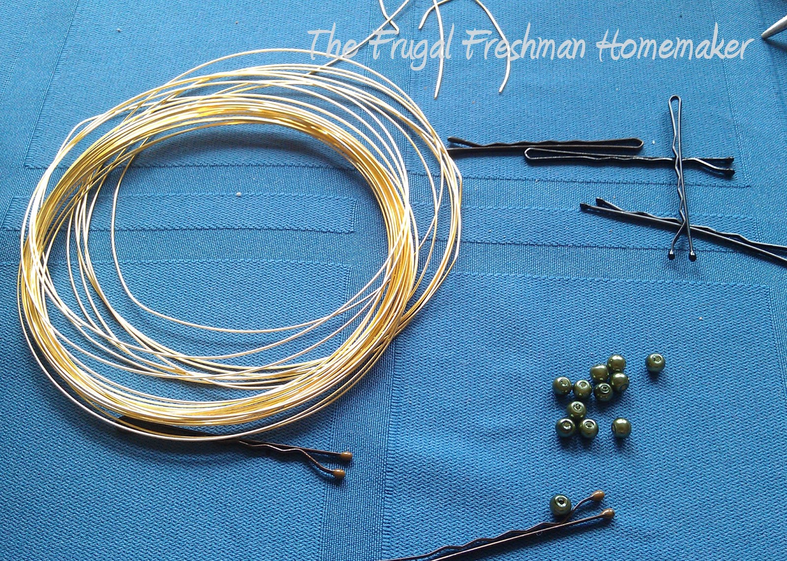 The Frugal Freshman Homemaker: Handmade Hair Barrettes