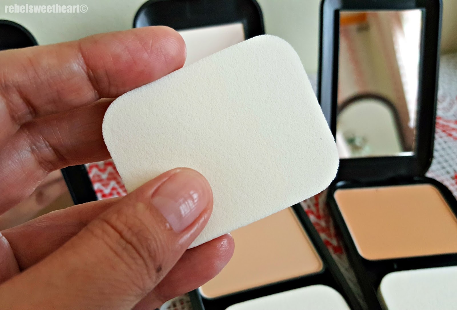 The Rebel Sweetheart.: Spotlight | Ever Bilena Matte Two Way Cake.