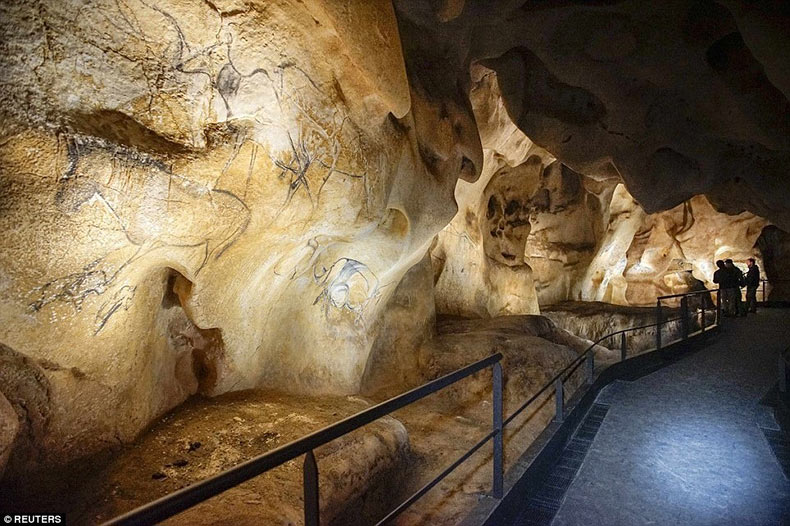 Las pinturas rupestres de la cueva Chauvet-Pont-d’Arc | Francia - RUTA 33