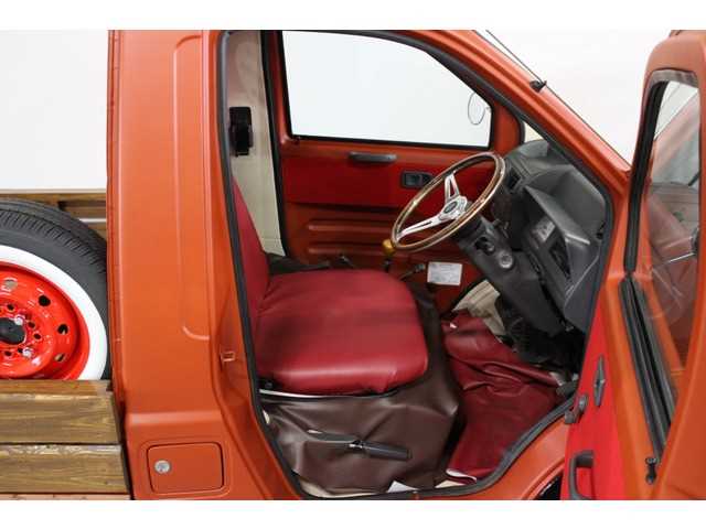 Custom Daihatsu Midget II Thinks it's a 1935-1937 Ford ... Sorta ...